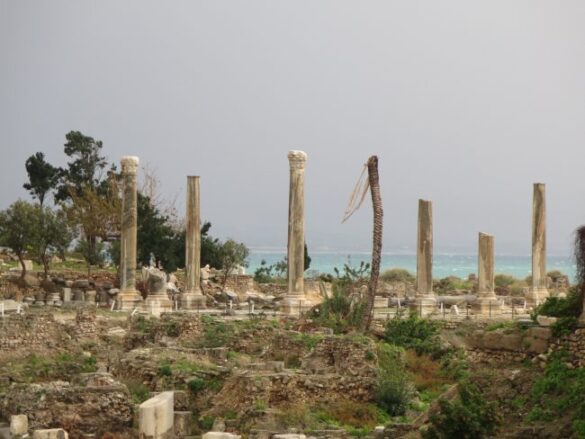Tiro, la ciudad conocida como Sour y traducida como La Roca - El Mundo ...