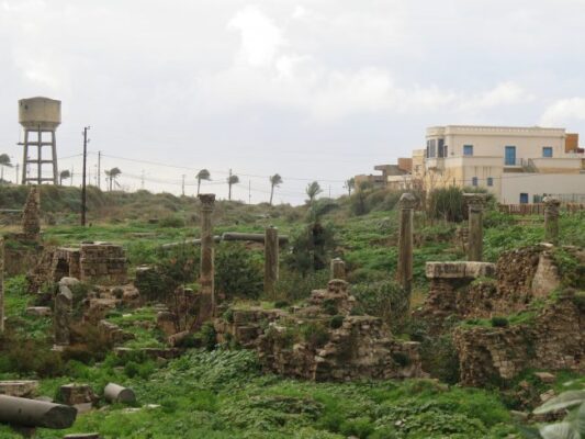 Tiro, la ciudad conocida como Sour y traducida como La Roca - El Mundo ...