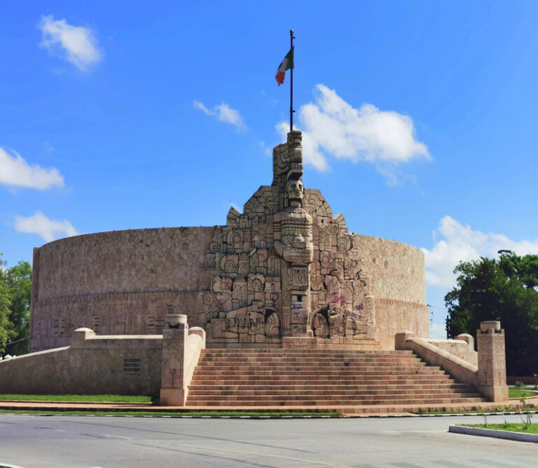 Monumento a la Patria